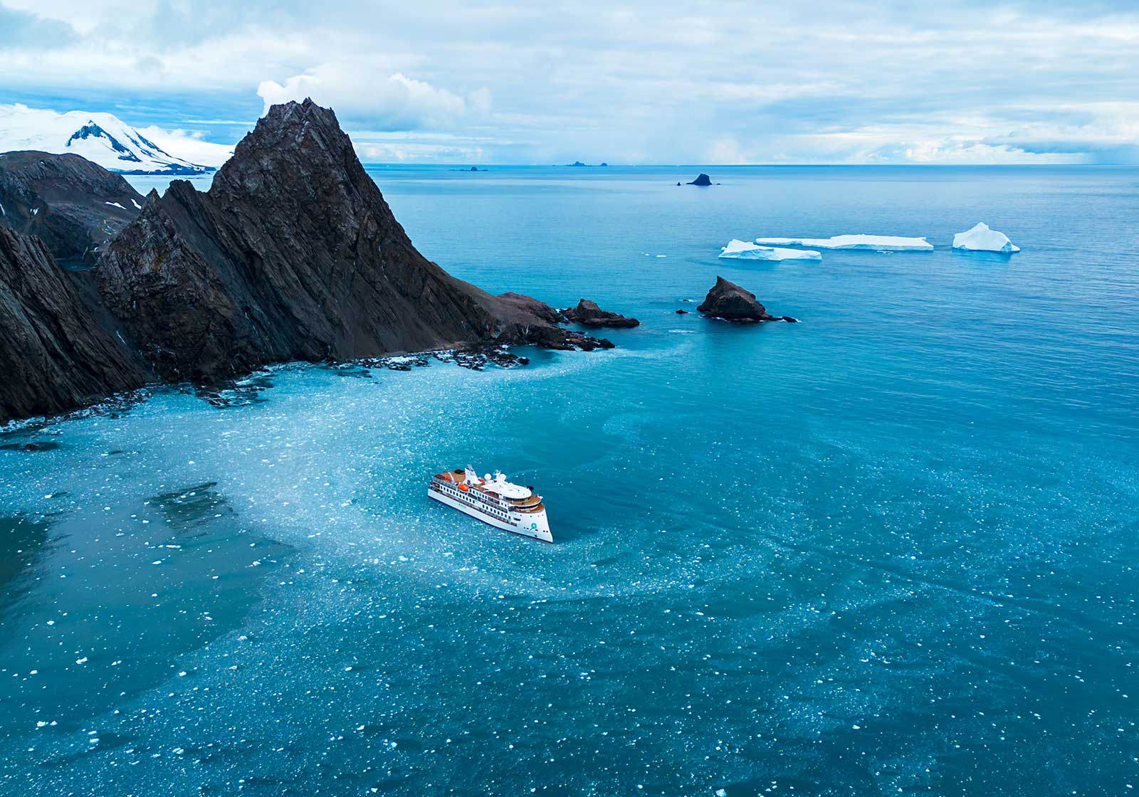 Discover Aurora Expeditions - Mawson's Huts Foundation